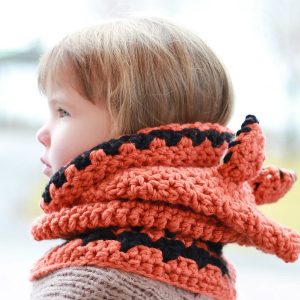FRANKIE Fox Cowl - Crochet Pattern - The Easy Design