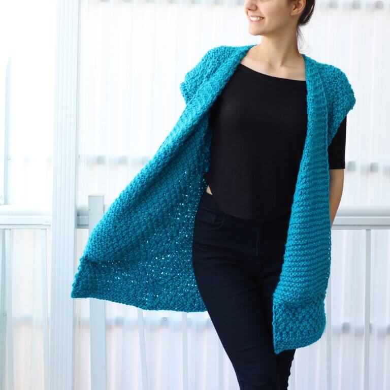 DARIA Vest - Knit Pattern - The Easy Design