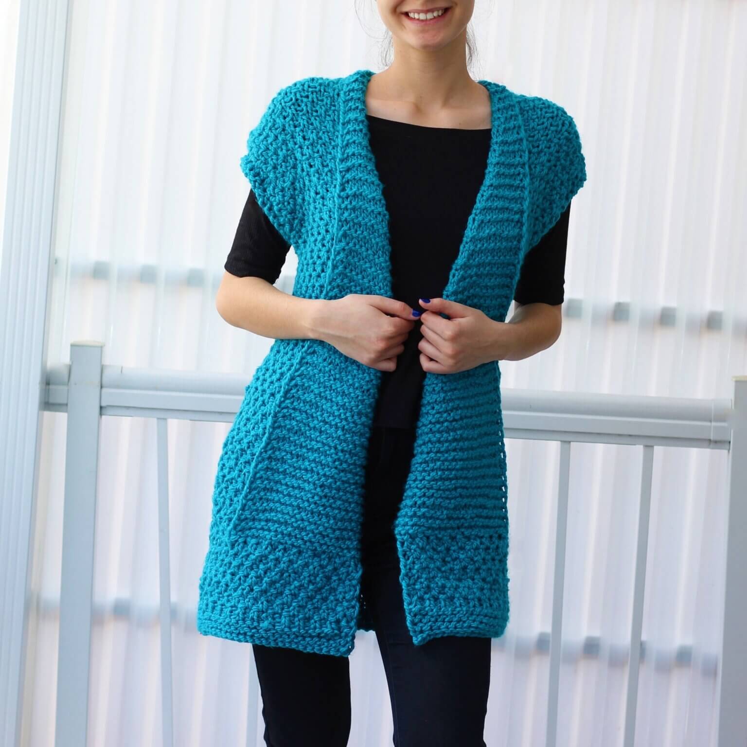 DARIA Vest - Knit Pattern - The Easy Design