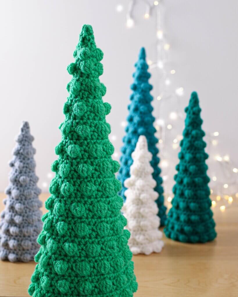 Bobble Christmas Tree - Crochet pattern - The Easy Design